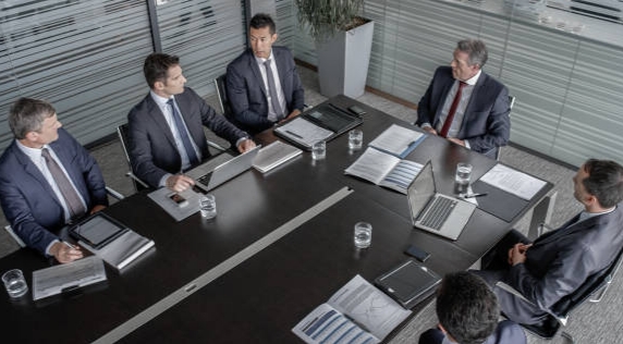 Apa Itu Direktur: Pengertian, Tugas, Kewenangan dan Tanggungjawab dalam ...